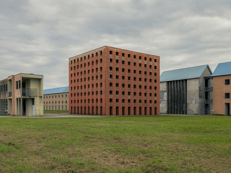 San Cataldo Cemetery in Modena - Archweb